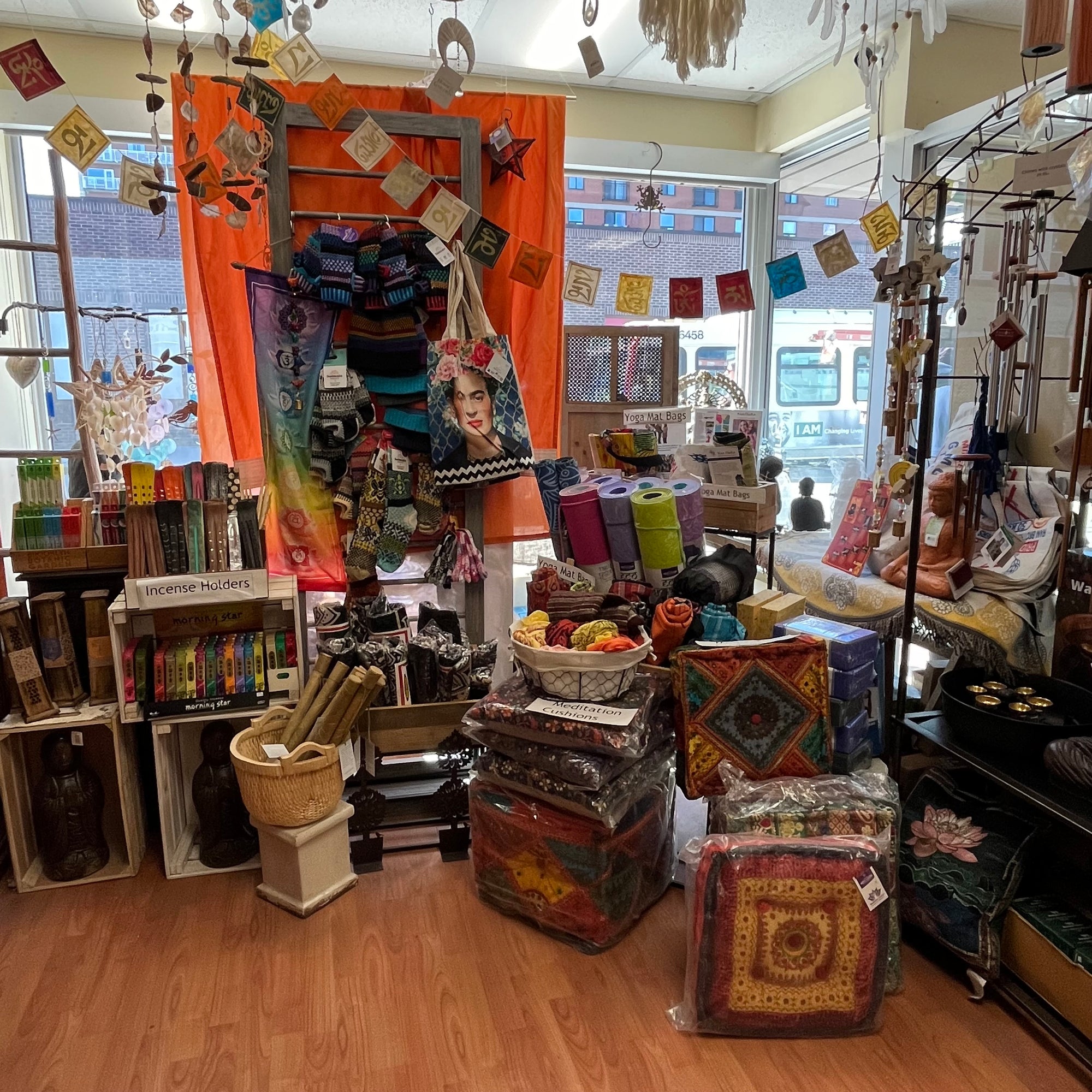 Gallery - Centretown – Planet Botanix Ottawa