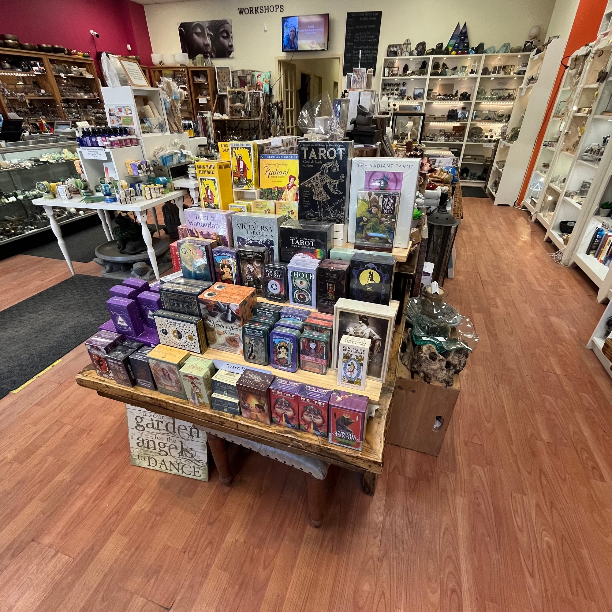 Gallery - Centretown – Planet Botanix Ottawa