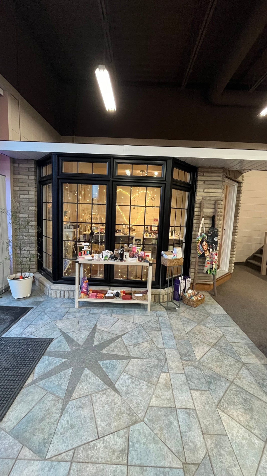 Planet Botanix Store and Wellness Clinic Ottawa – Planet Botanix Ottawa